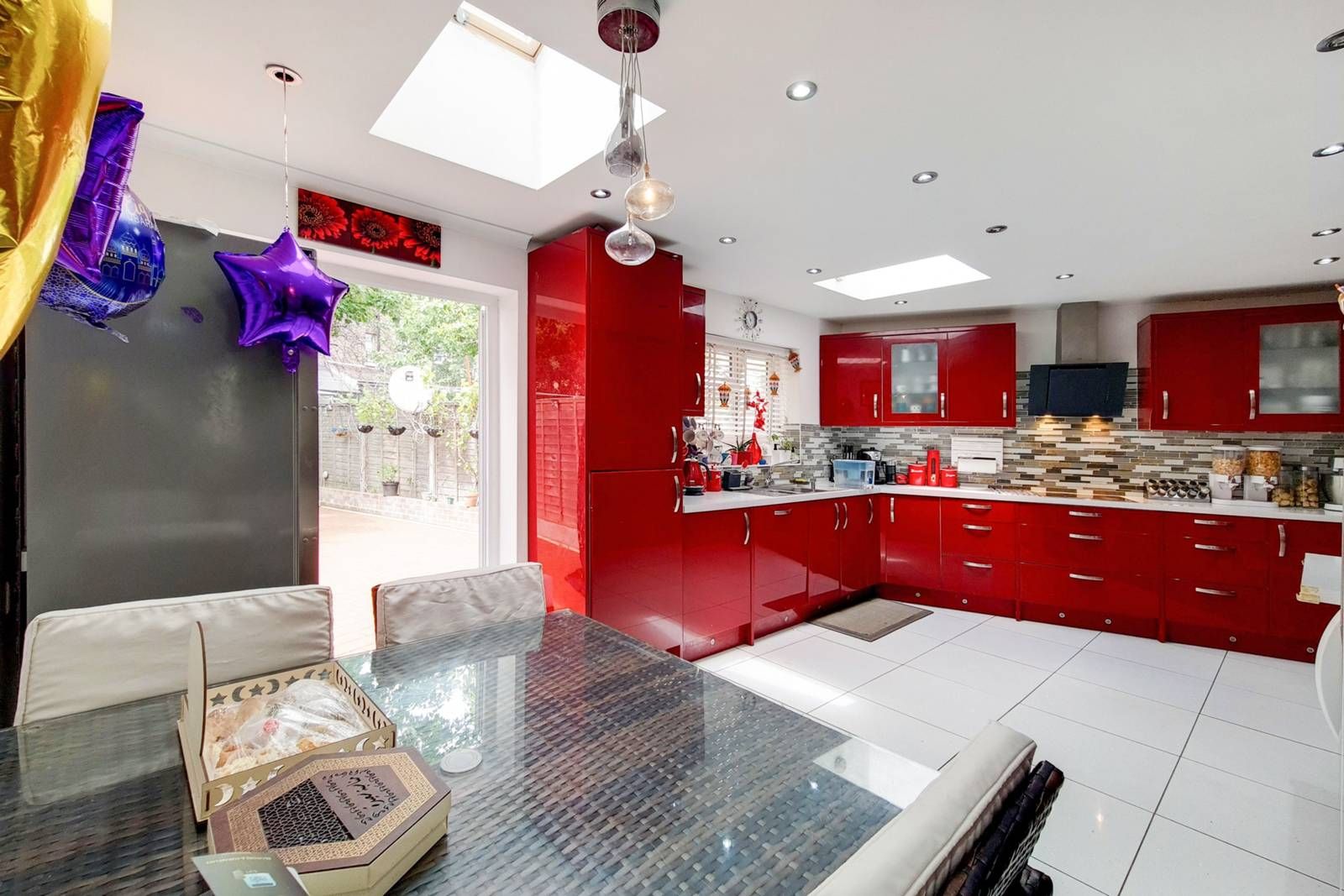 3 bed property for sale in Turnstone Close, Plaistow, London E13 - Zoopla