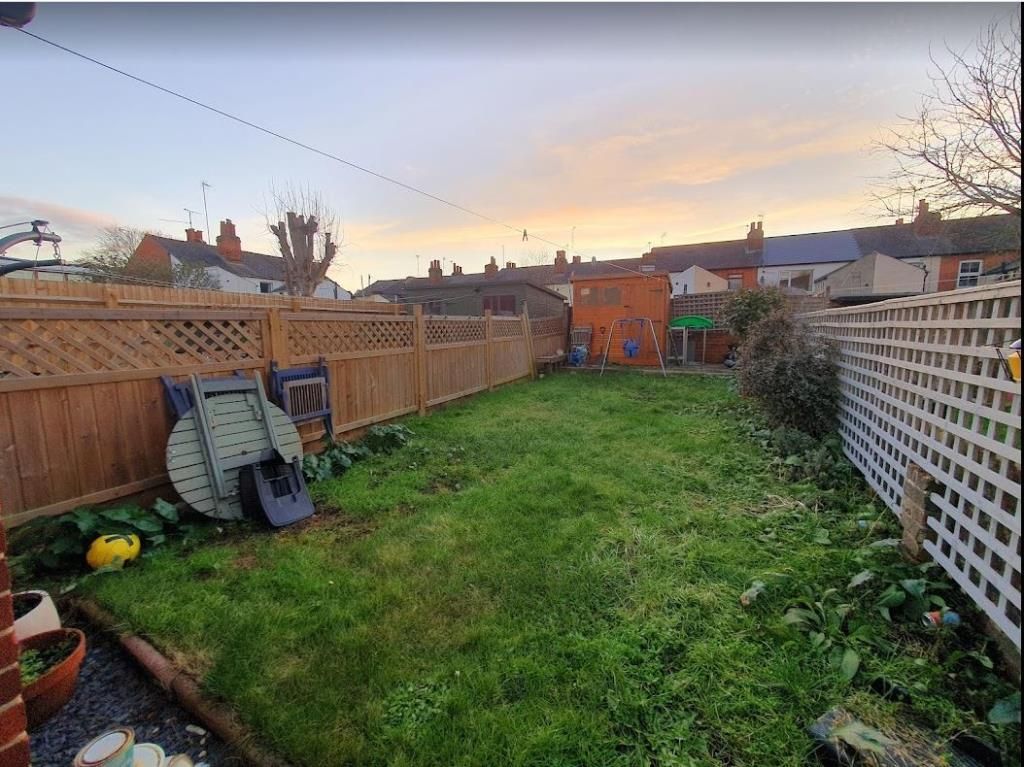 3 bed terraced house to rent in Brunswick Street, Reading RG1 - Zoopla