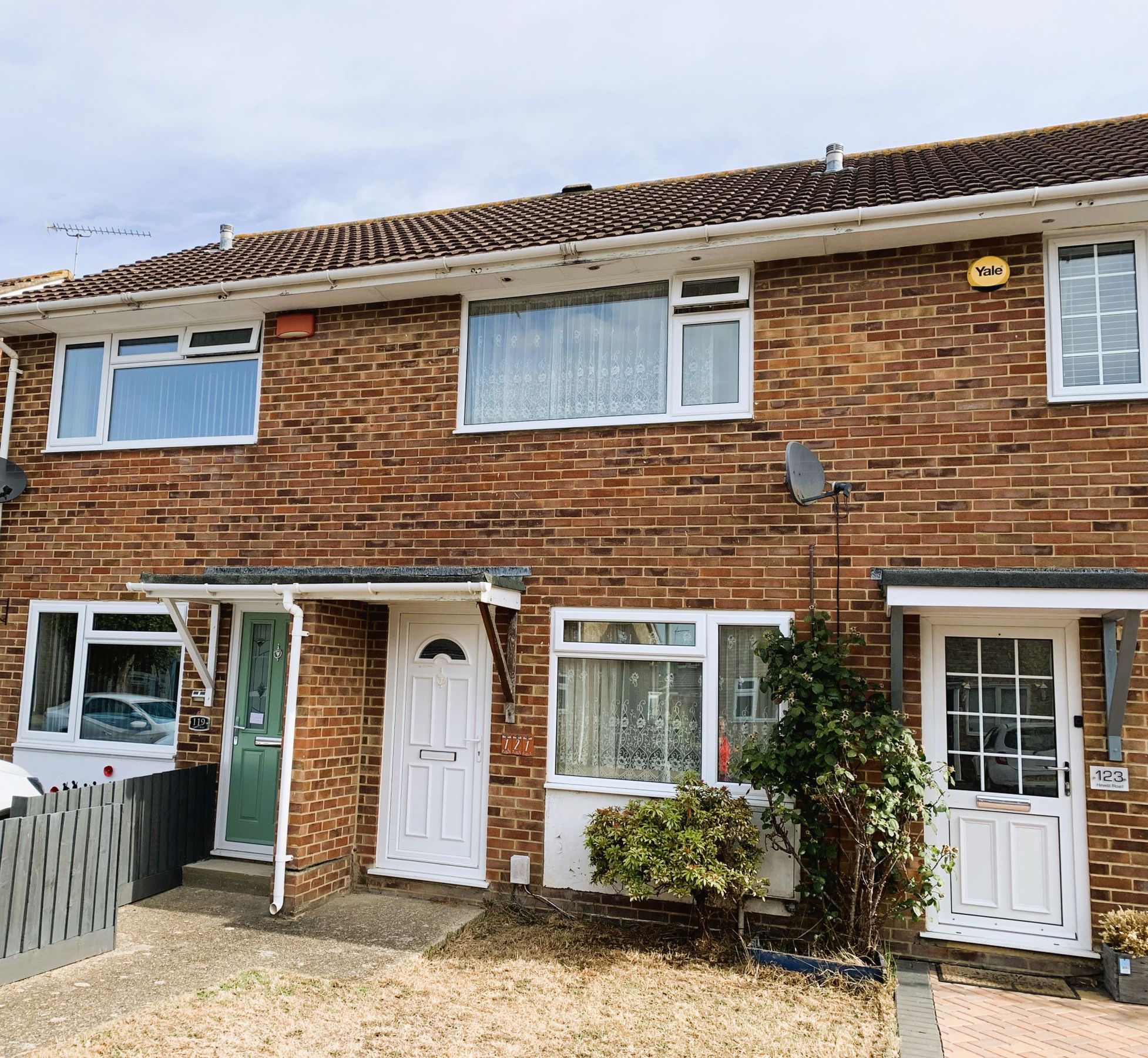 2 bed terraced house to rent in Hewitt Road, Poole BH15 - Zoopla