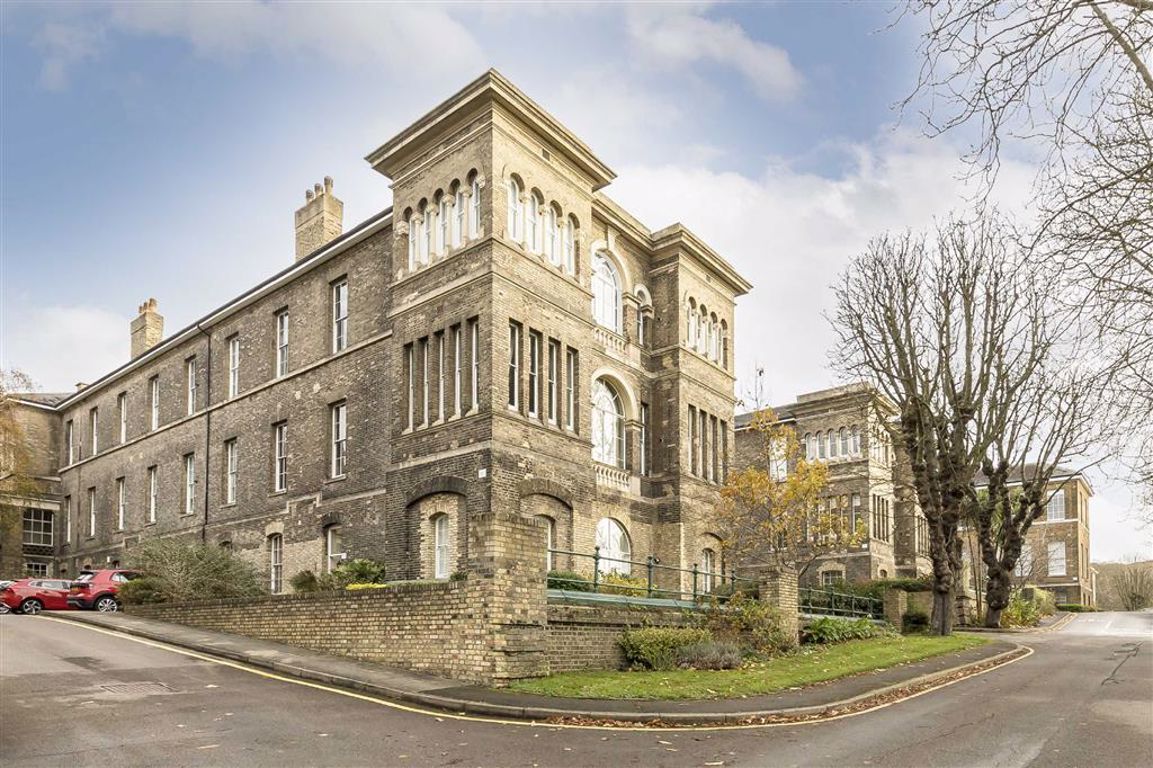 2 bed flat to rent in Royal Herbert Pavilions, Gilbert Close, London ...