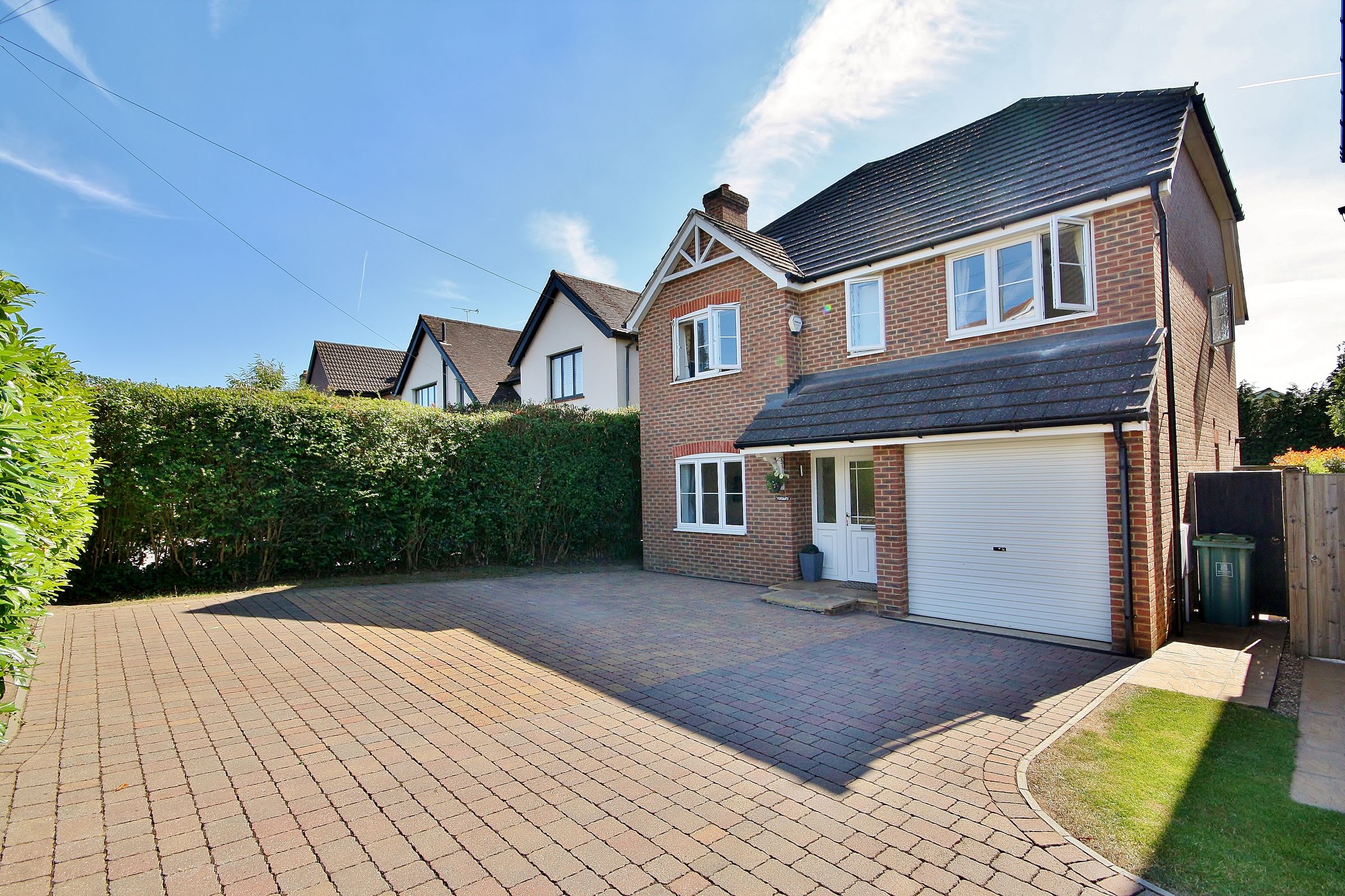 4 bed detached house for sale in Bagshot Road, Knaphill, Woking GU21 ...