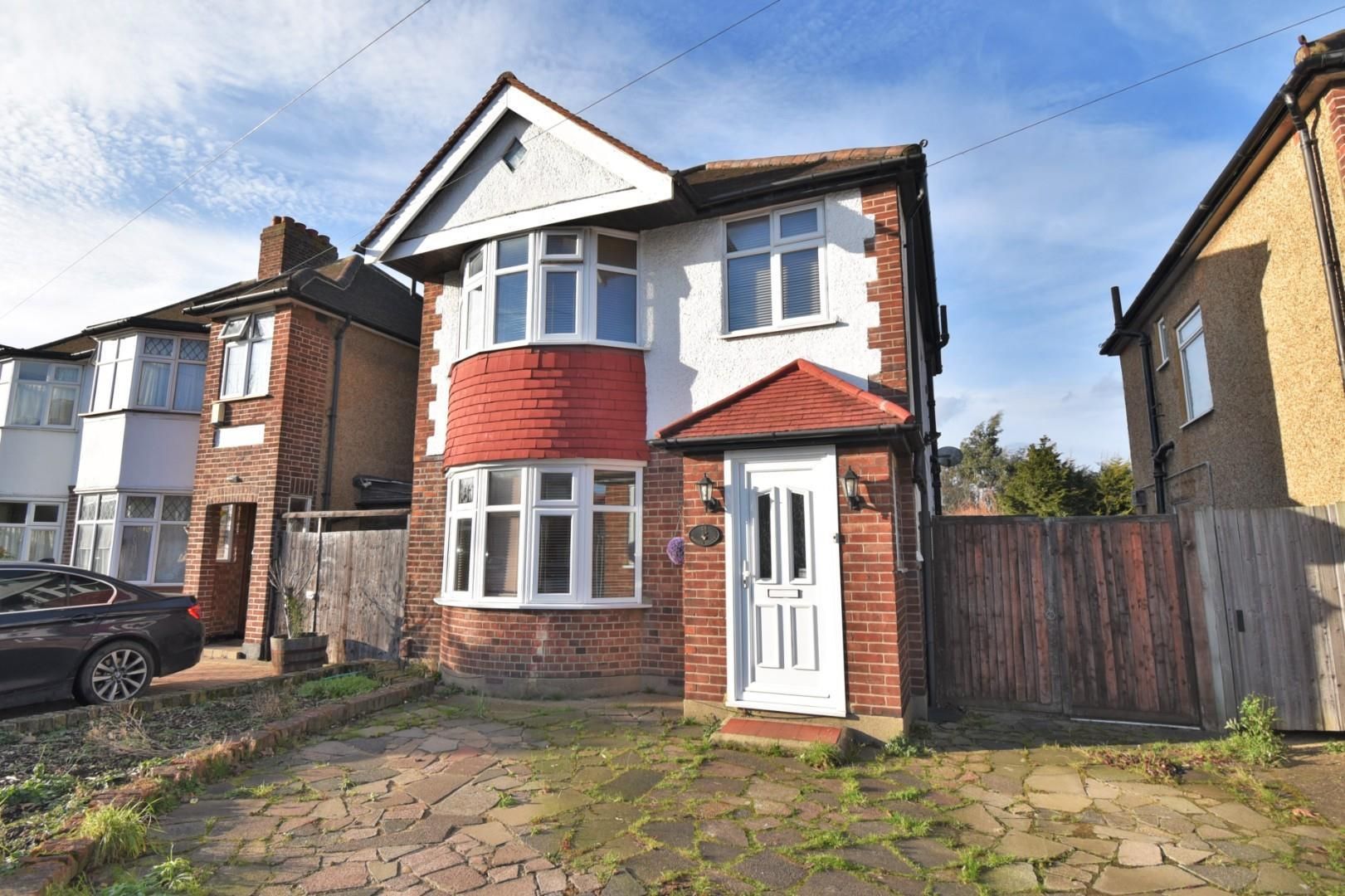 3 bed detached house for sale in Angus Drive, Ruislip Manor, Ruislip ...