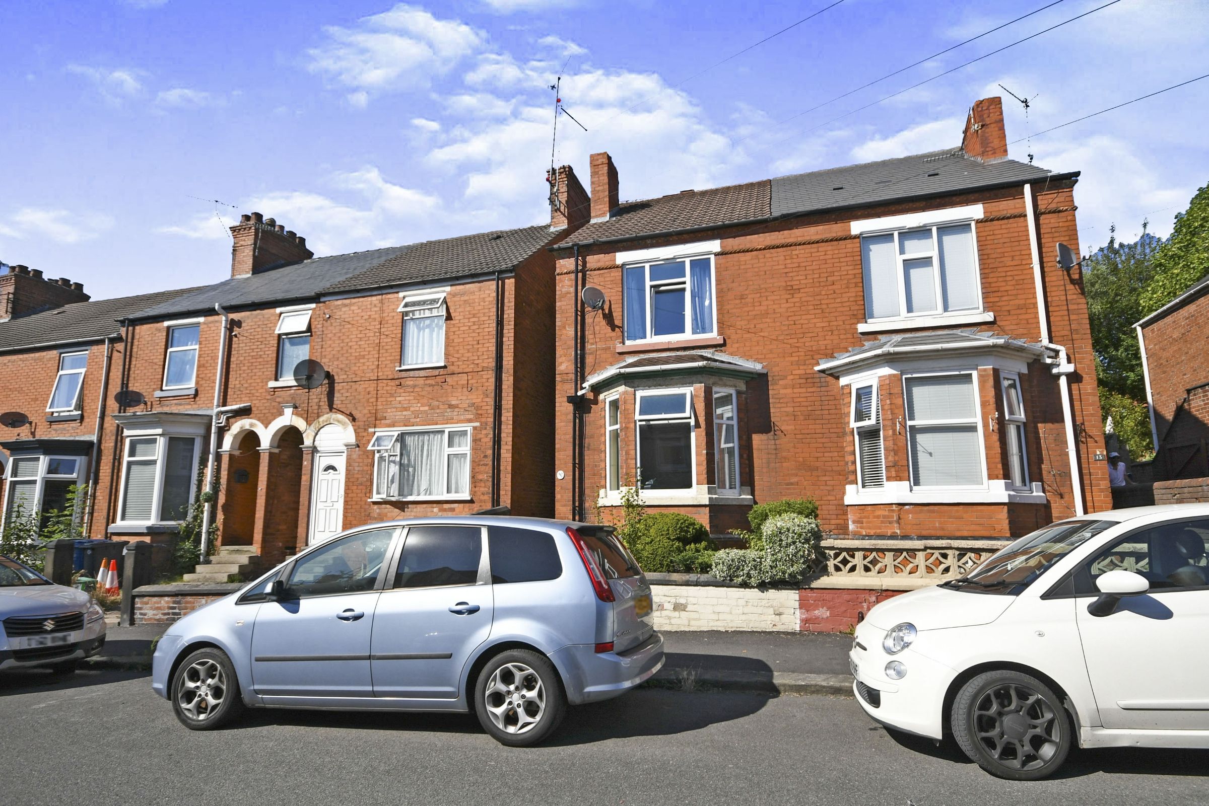 3 Bed Semi Detached House For Sale In Spring Bank Road Chesterfield