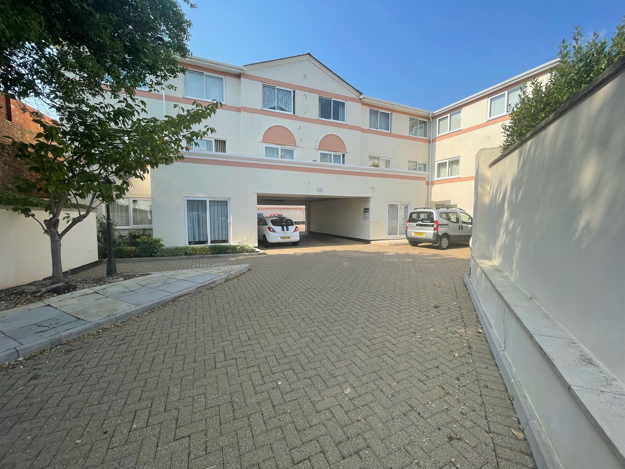 1 bed flat for sale in Fisher Street, Paignton TQ4 - Zoopla