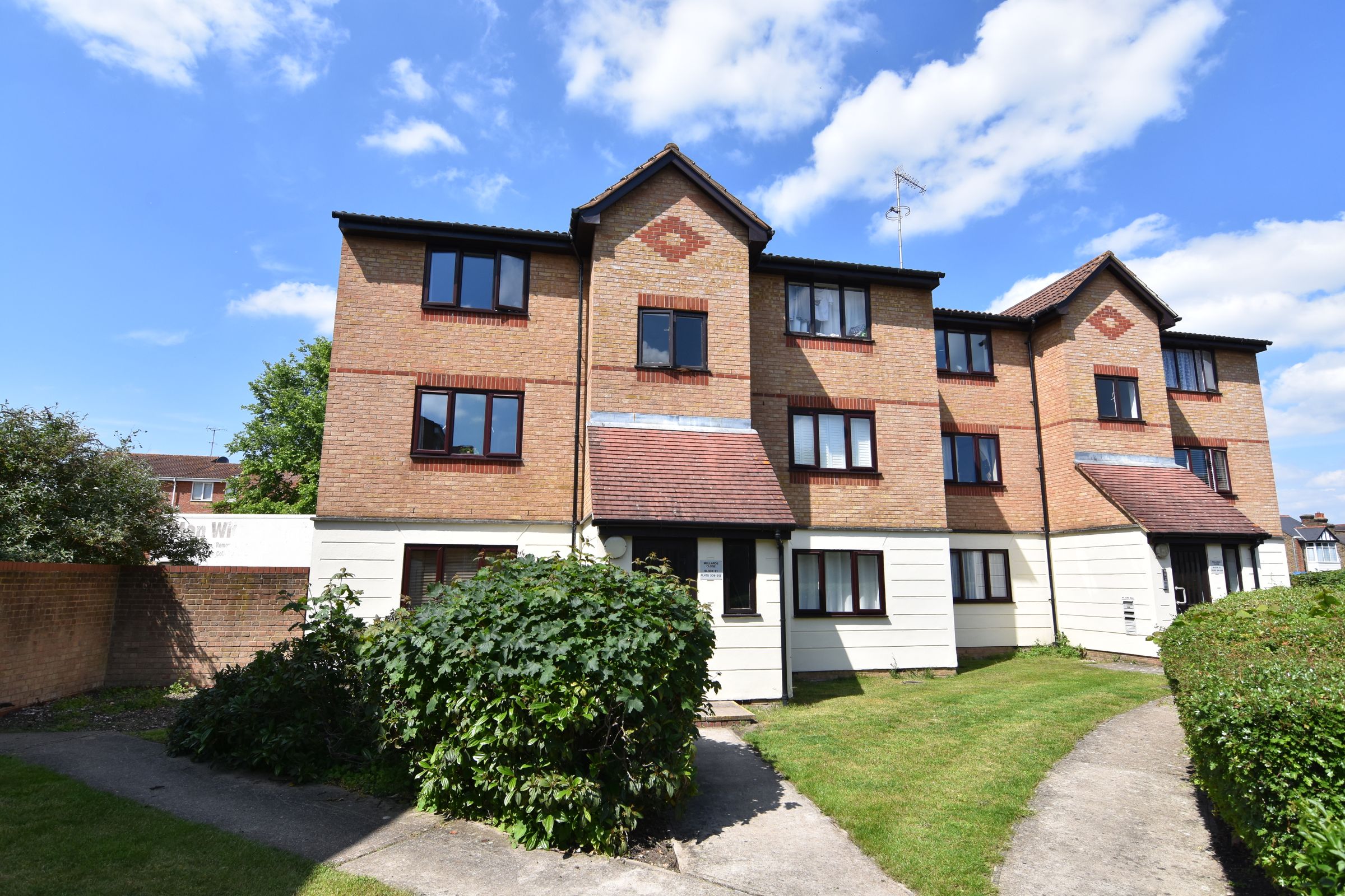 1 bed flat to rent in Mullards Close, Mitcham CR4 - Zoopla