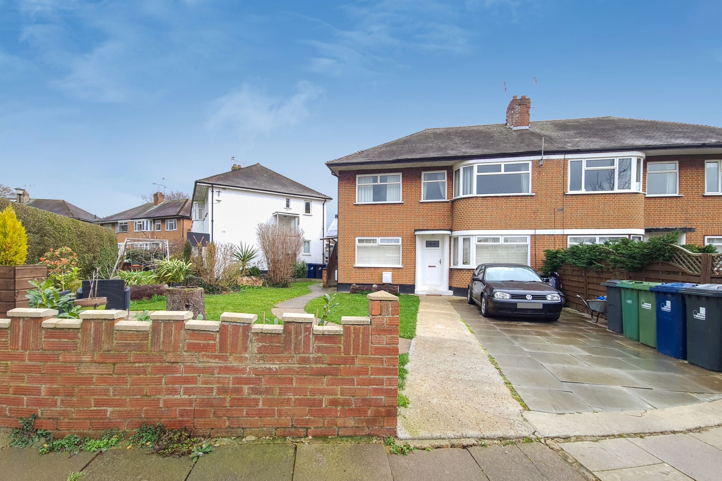 2 bed flat for sale in Cavendish Avenue, Ealing, London W13 - Zoopla