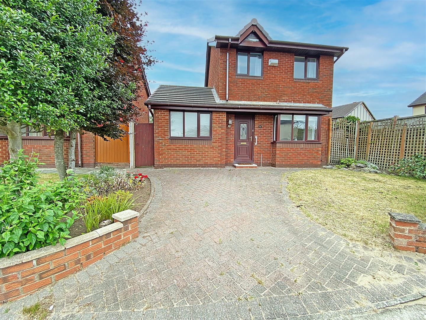 3 bed detached house for sale in Thornbeck Avenue, Hightown, Liverpool ...
