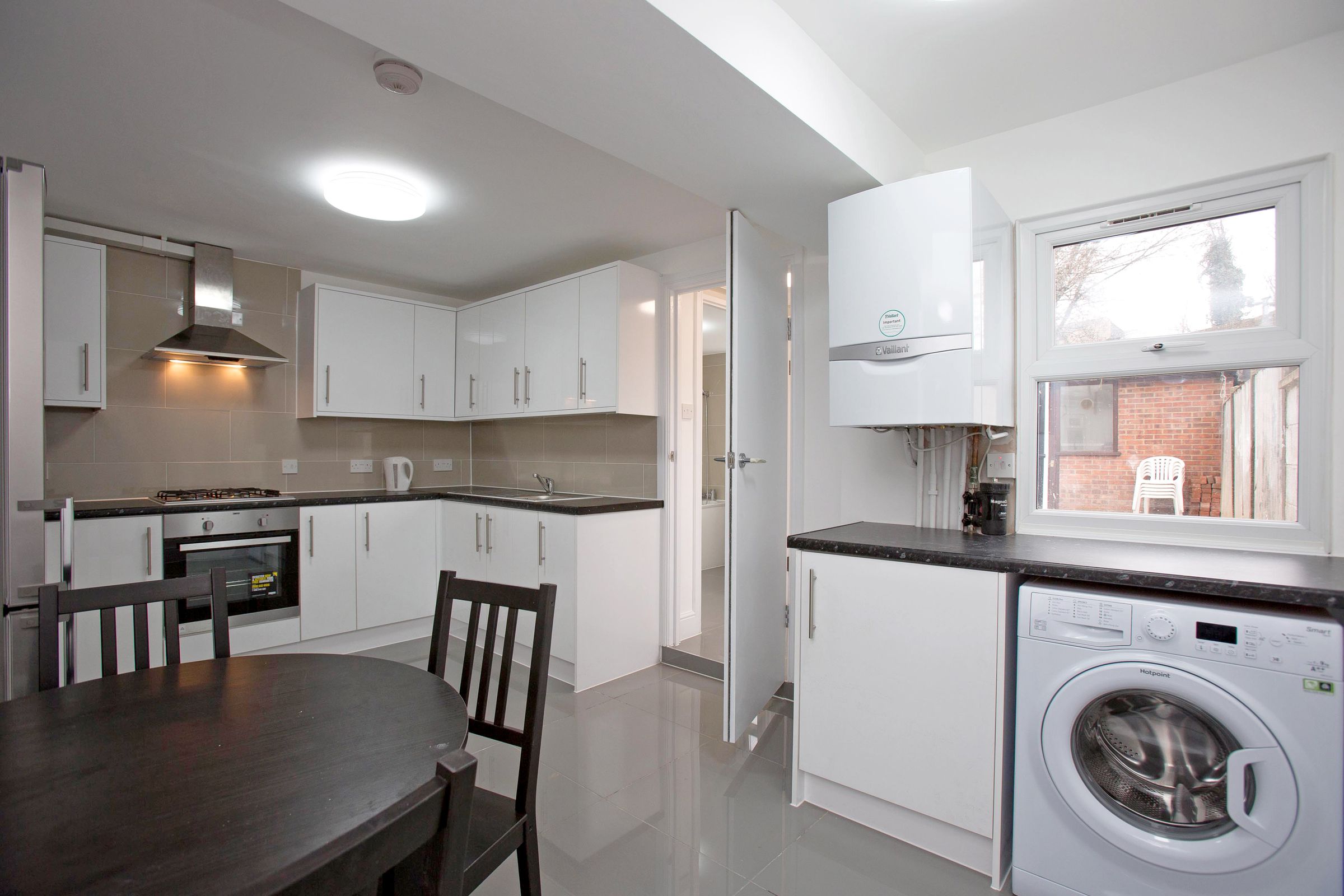 Room to rent in Kenworthy Road, Homerton E9 - Zoopla