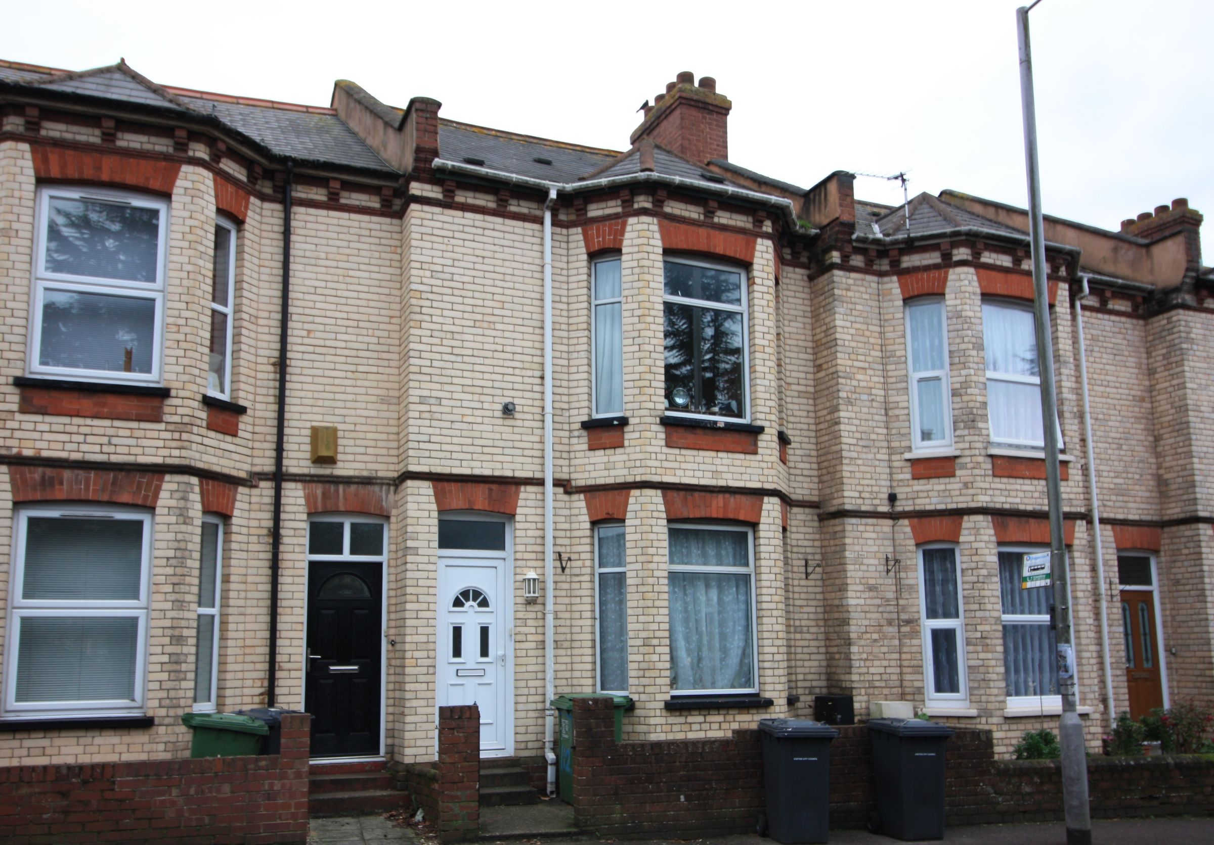 6 bed terraced house to rent in Magdalen Road, Exeter EX2 - Zoopla