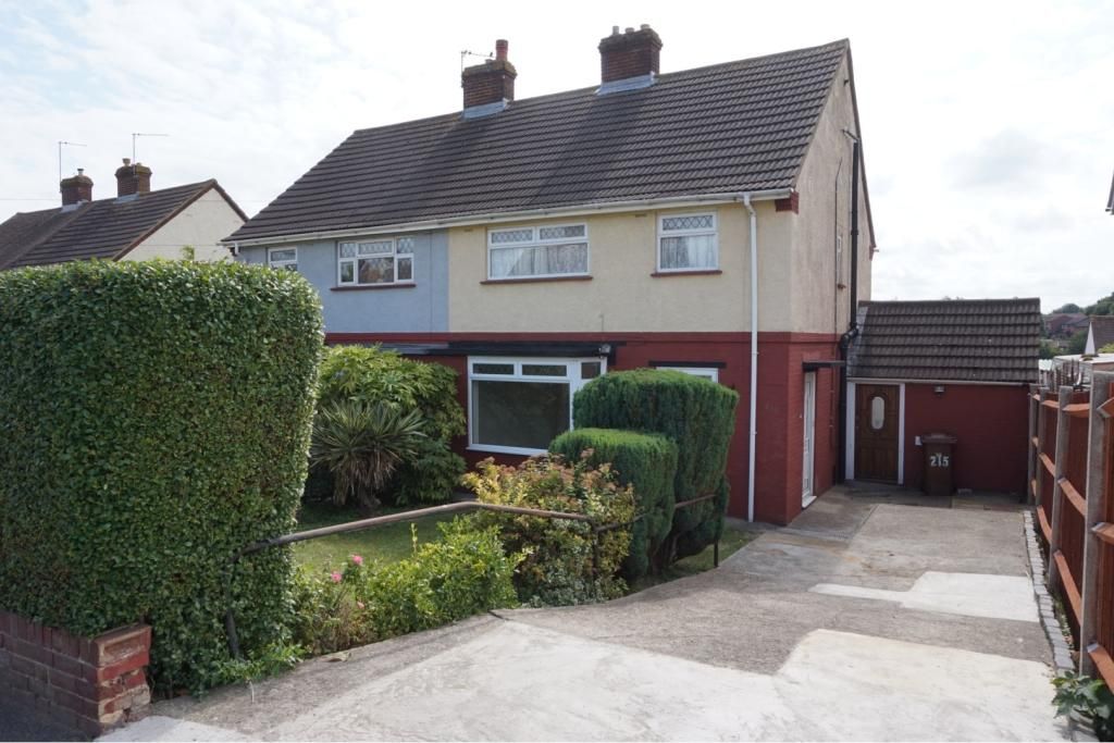 3 bed semi-detached house to rent in Wayfield Road, Chatham ME5 - Zoopla