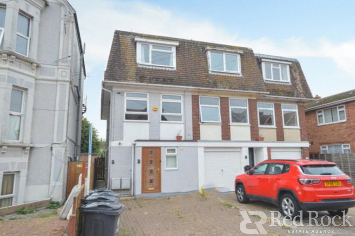 1 bed flat for sale in Penfold Road, Clacton-On-Sea, 1 CO15 - Zoopla