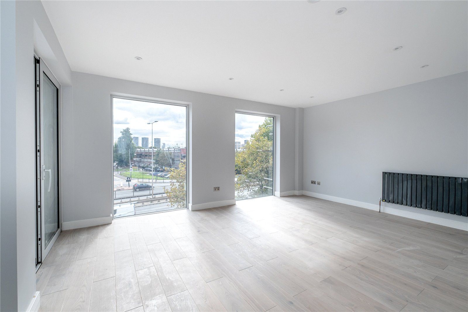 3 bed flat for sale in Beckton Road, London E16 - Zoopla