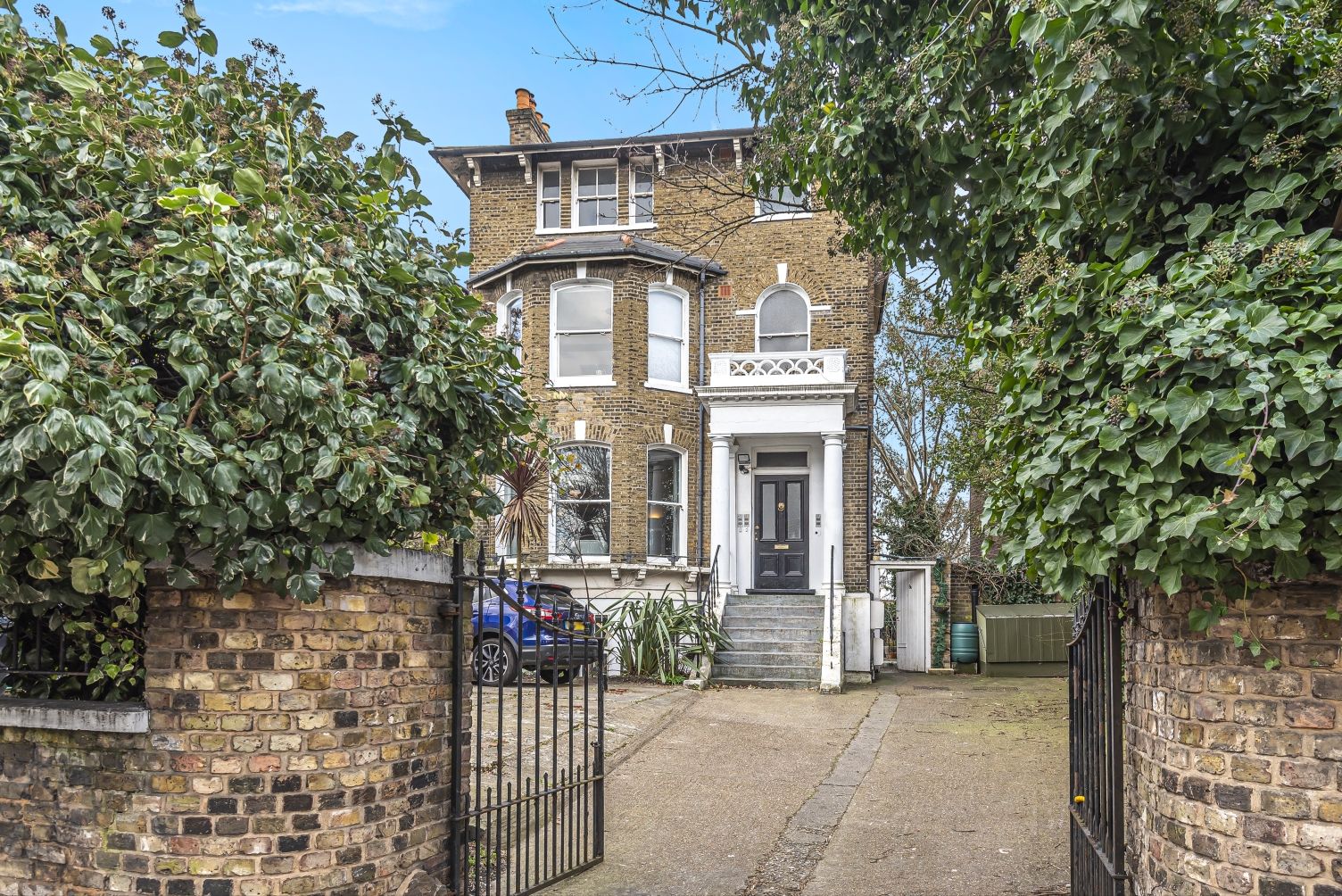 1 bed flat for sale in Charlton Road, London SE3 - Zoopla