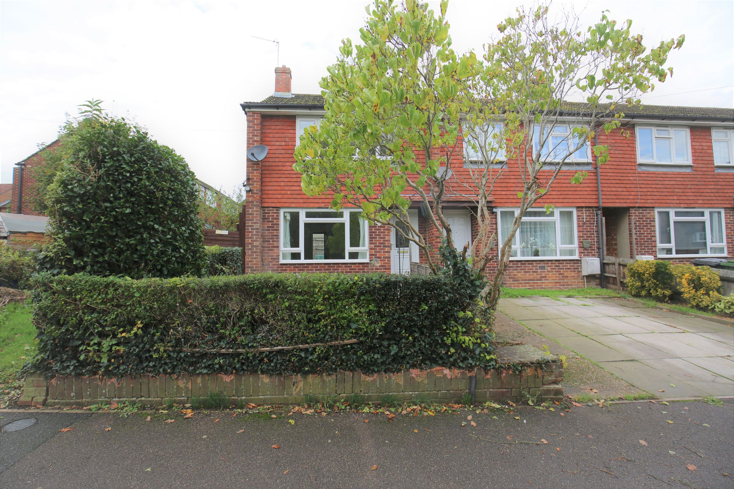 3 Bed End Terrace House For Sale In Cedar Close Bursledon Southampton