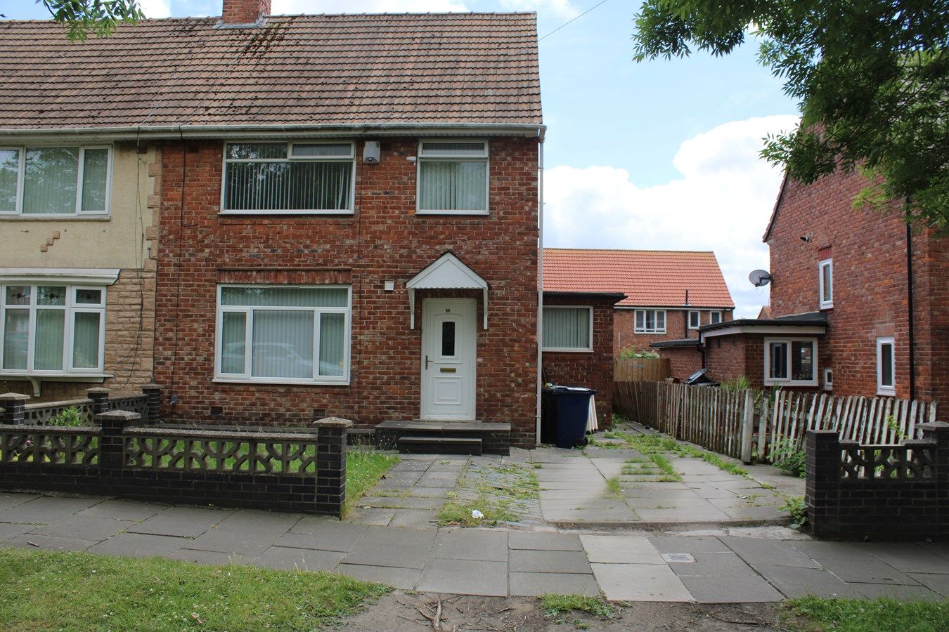 3 Bed Semi Detached House For Sale In Binswood Avenue Newcastle Upon