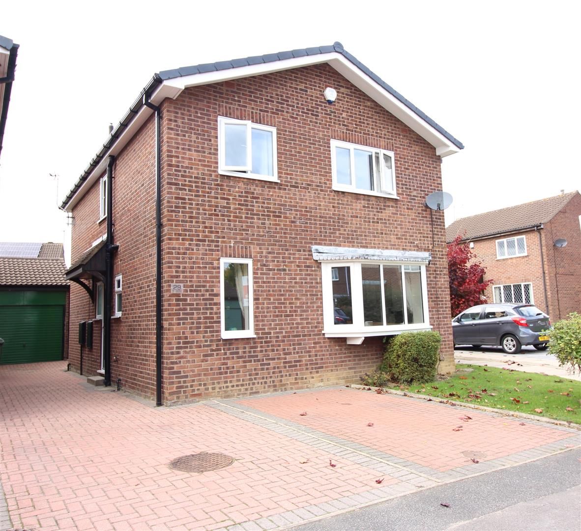 4 bed detached house for sale in Mercia Way, Leeds LS15 - Zoopla