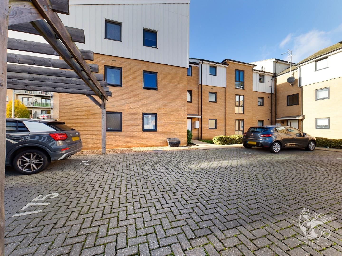 2 bed flat for sale in Torino Way, South Ockendon RM15 - Zoopla