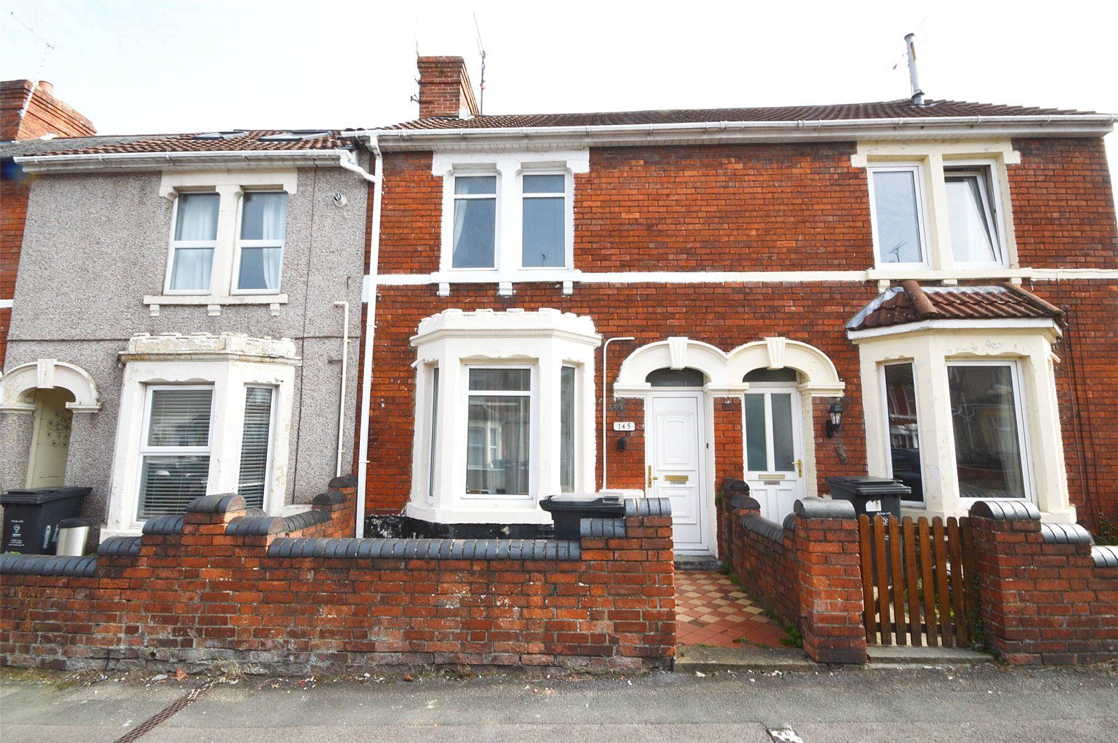 3 Bed Terraced House For Sale In Morrison Street Swindon Wiltshire