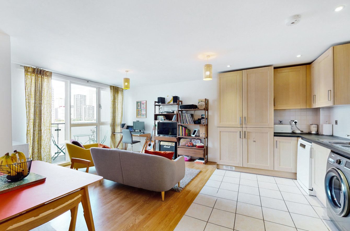 2 bed flat for sale in Apollo Court, 188 High Street, Newham, Stratford ...