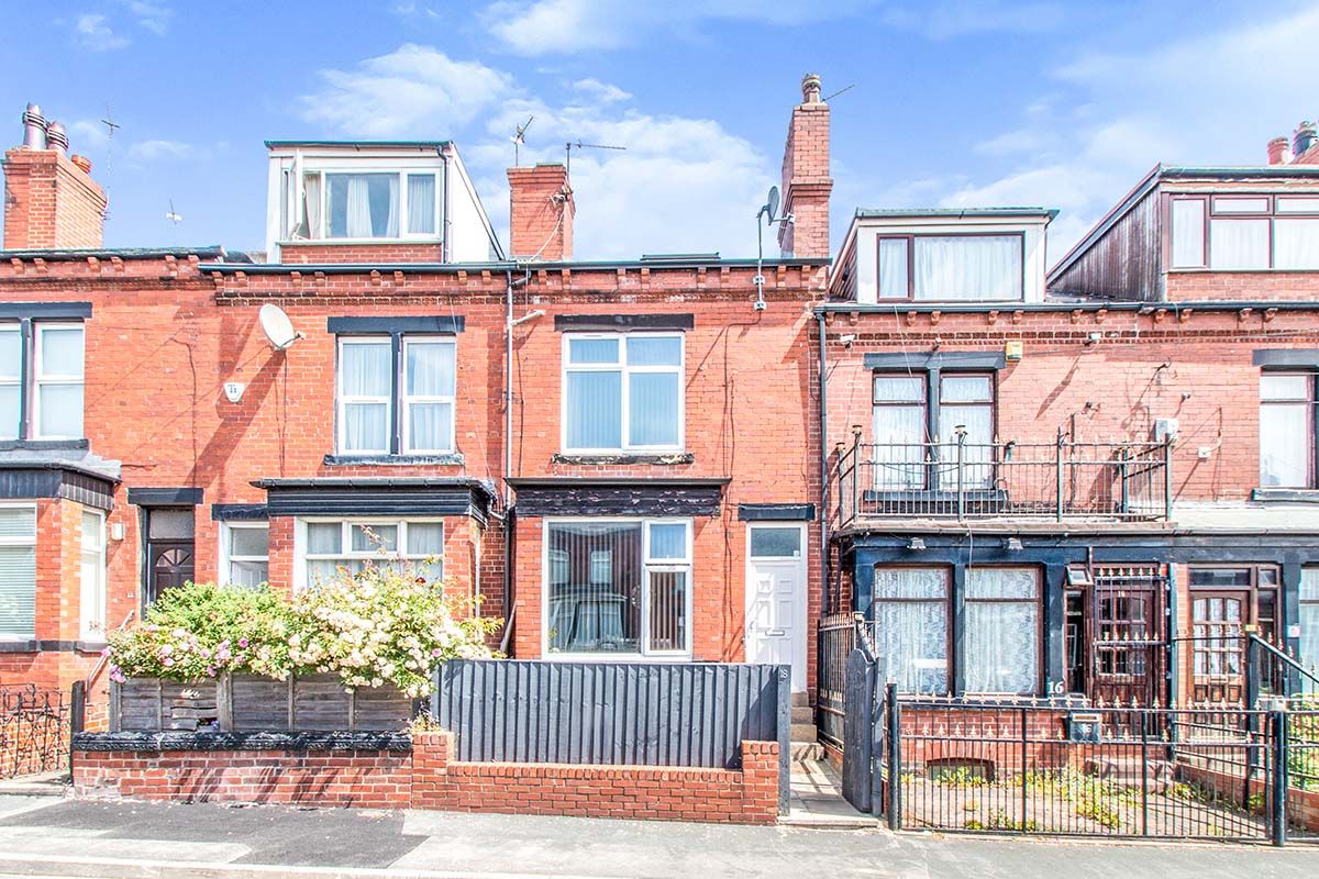 5 Bed Terraced House For Sale In Cross Flatts Mount Leeds West