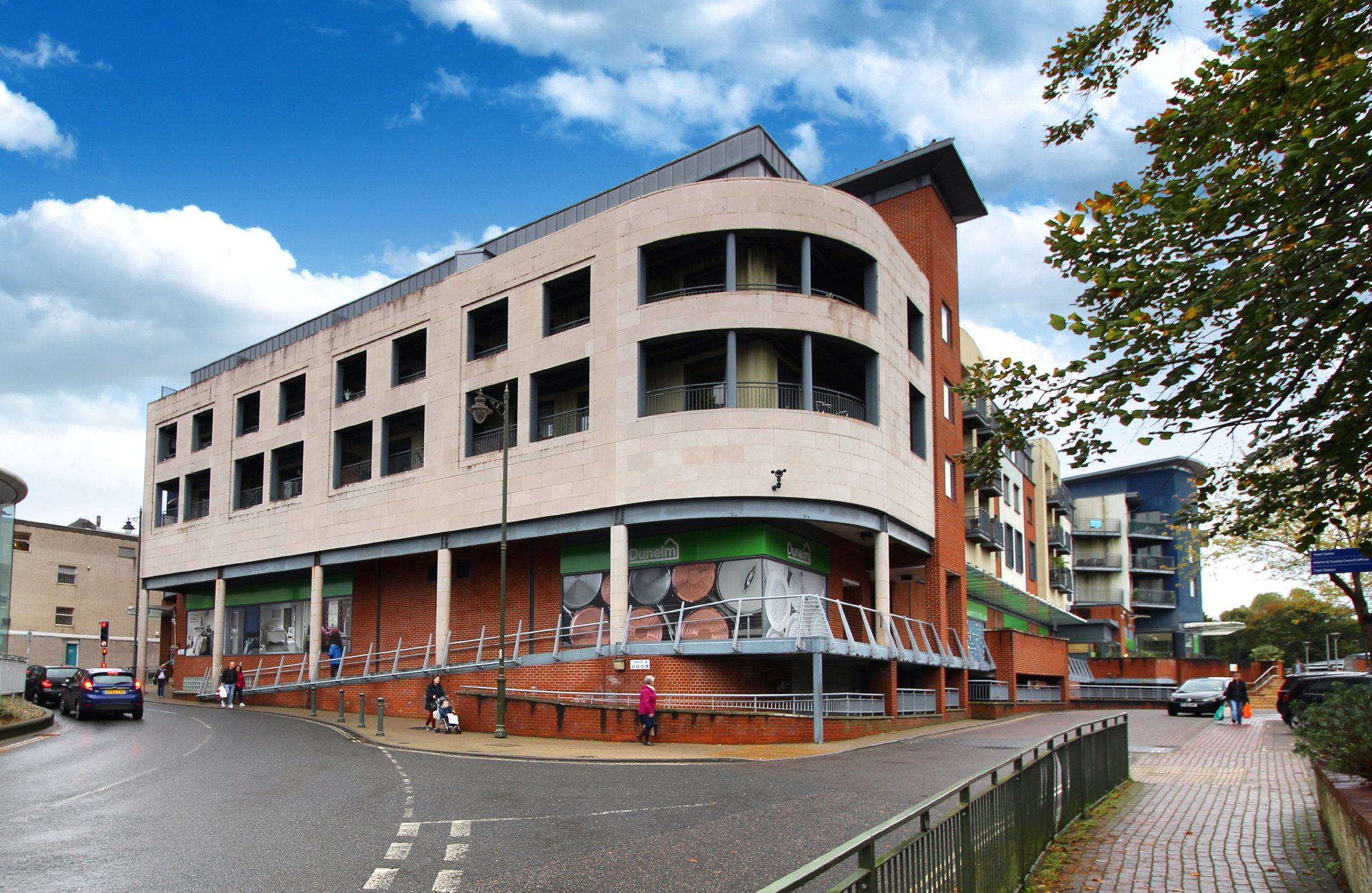 1 bed flat for sale in Lower Tanbridge Way, Horsham RH12 - Zoopla