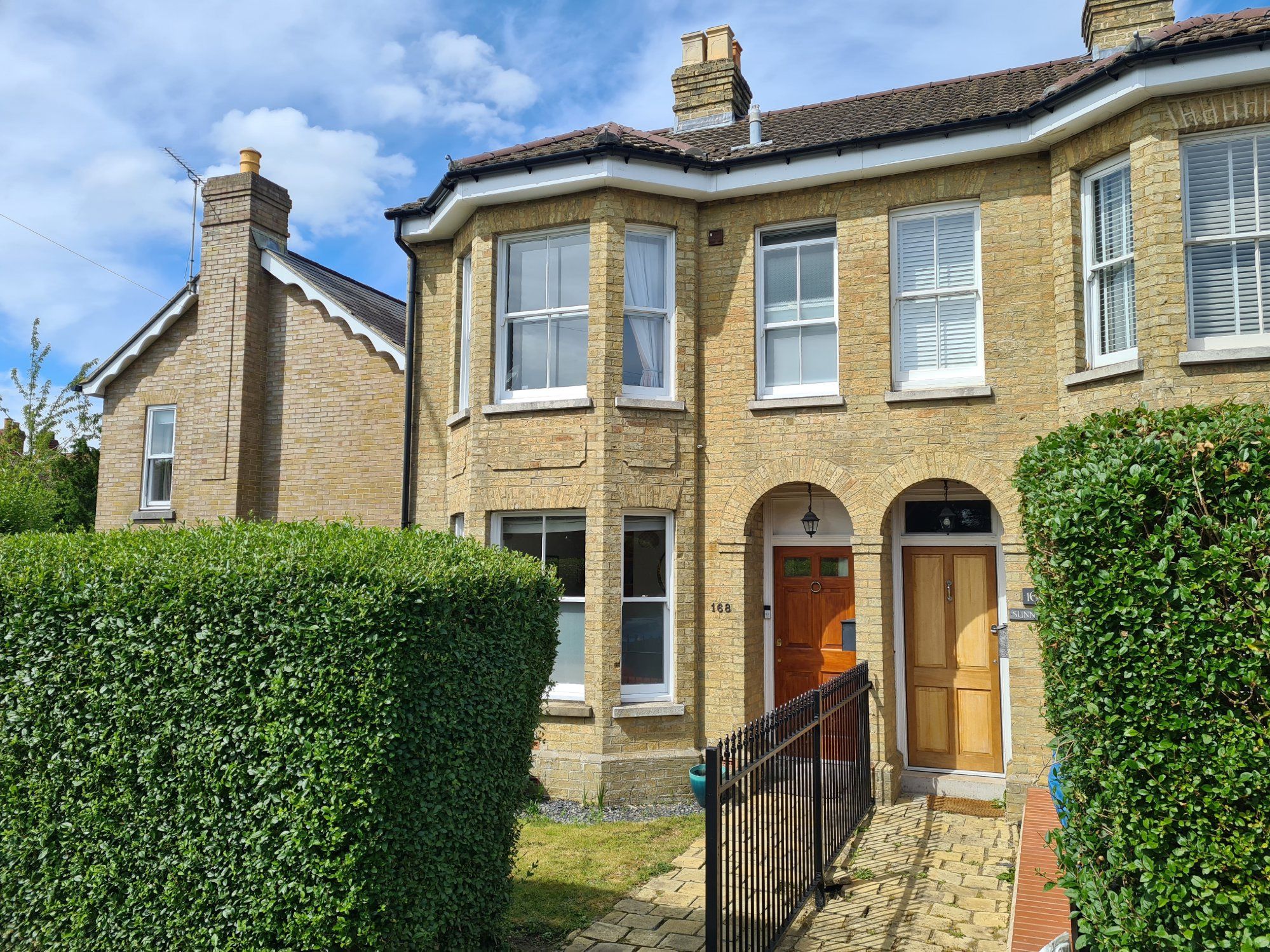 3 Bed Semi Detached House For Sale In Bridge Road Sarisbury Green