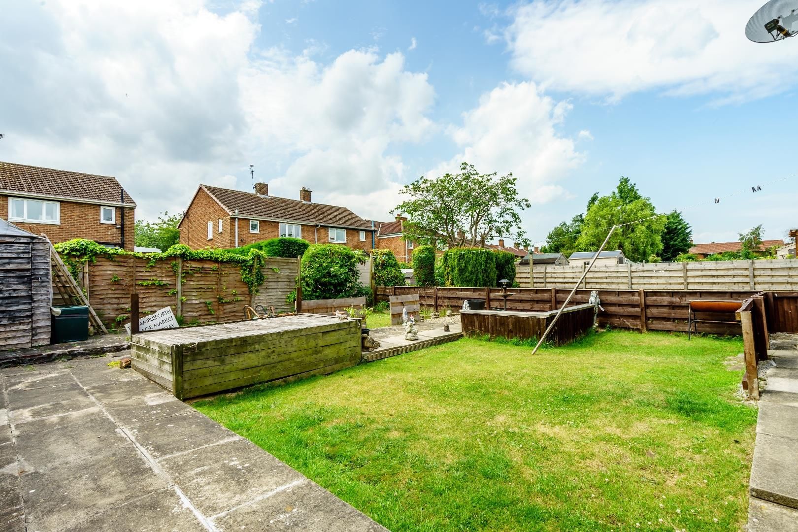 4 Bed Semi Detached House For Sale In Thanet Road Dringhouses York
