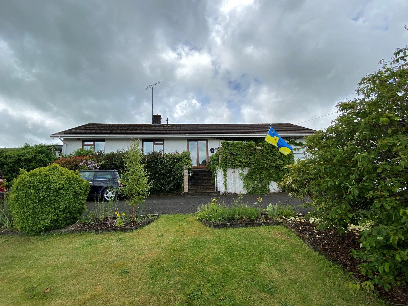 4 bed detached bungalow for sale in Cribyn, Lampeter SA48 - Zoopla