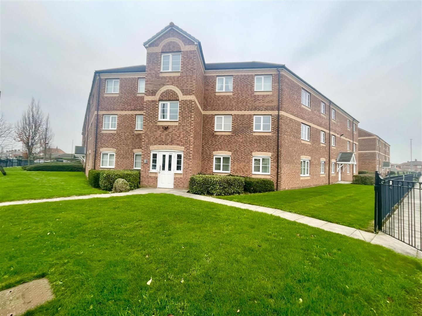 2 bed flat to rent in Rockingham Court, Middlesbrough TS5 - Zoopla