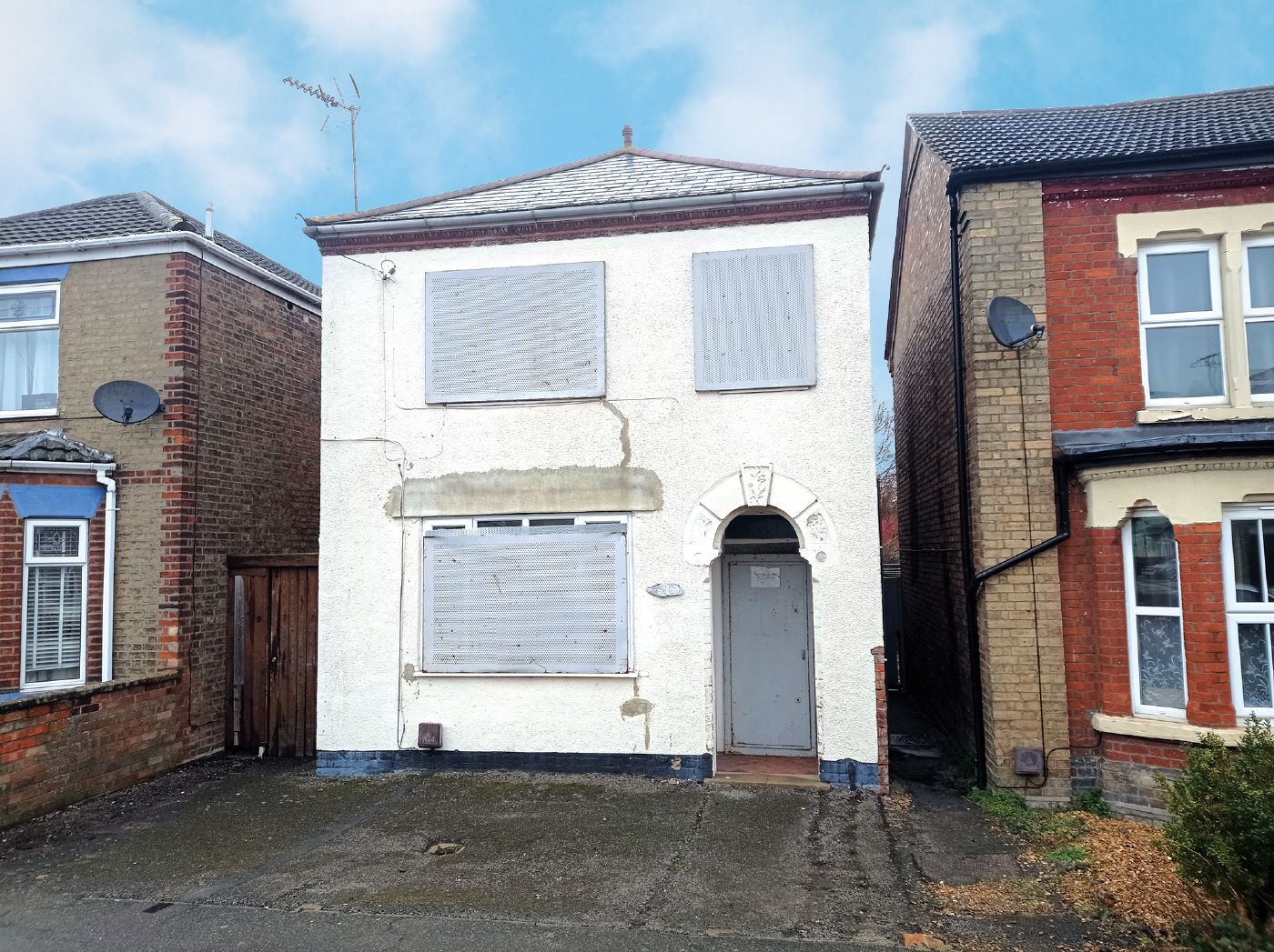 2 bed detached house for sale in St. Johns Road, March PE15 - Zoopla