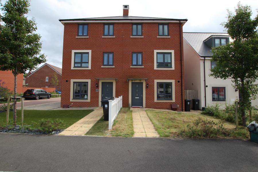 4 bed semi-detached house to rent in Slade Baker Way, Bristol BS16 - Zoopla