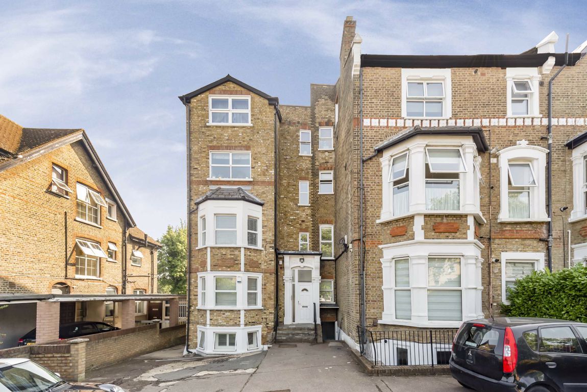 Studio for sale in Colney Hatch Lane, London N10 - Zoopla