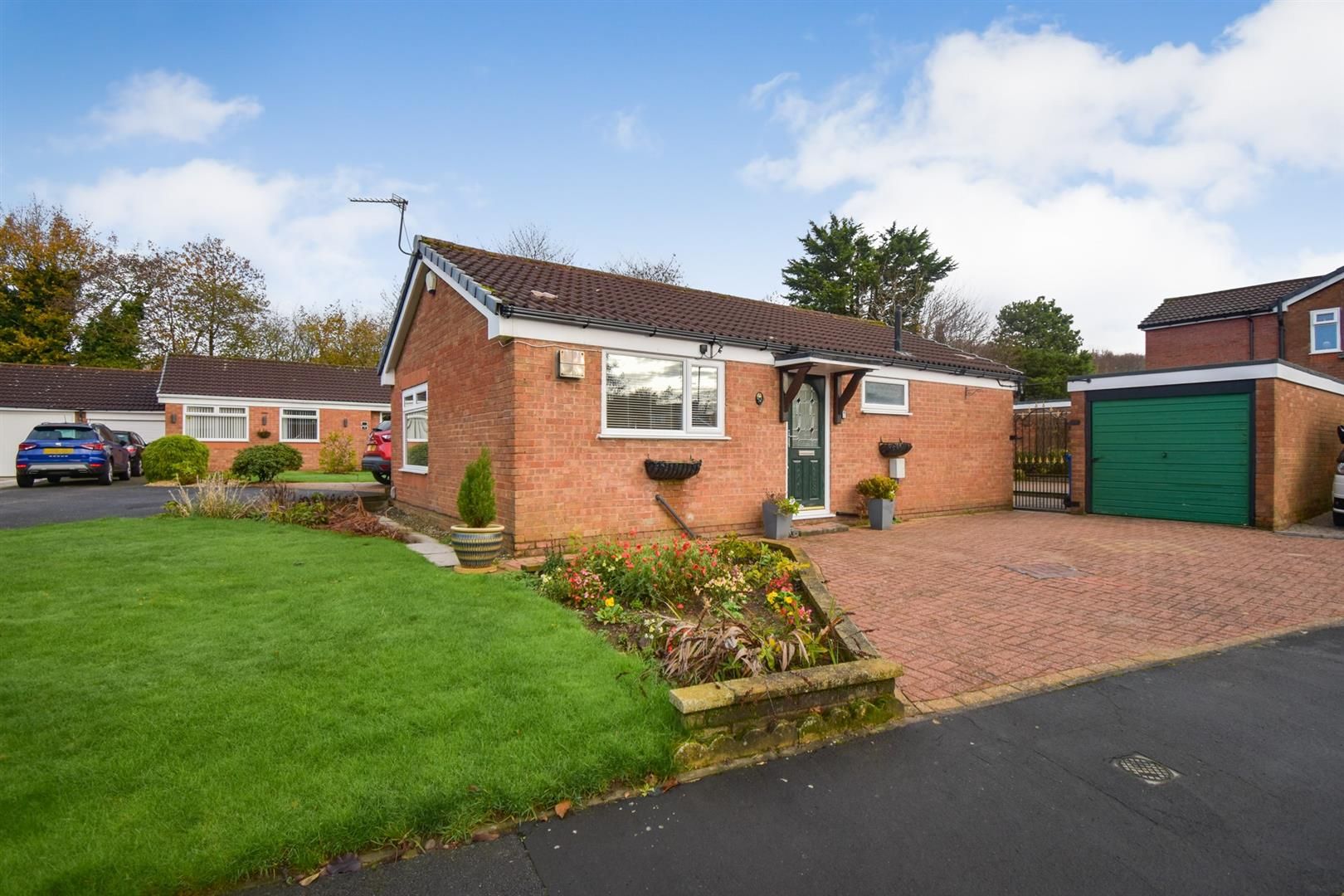 2 Bed Detached Bungalow For Sale In Parkfield Drive Tyldesley