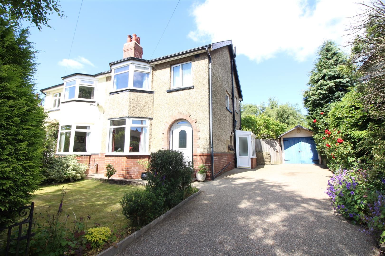 3 Bed Semi Detached House For Sale In Nook Road Scholes Leeds Ls15
