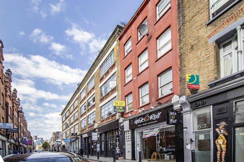 2 bed flat to rent in Hanbury Street, London E1 - Zoopla