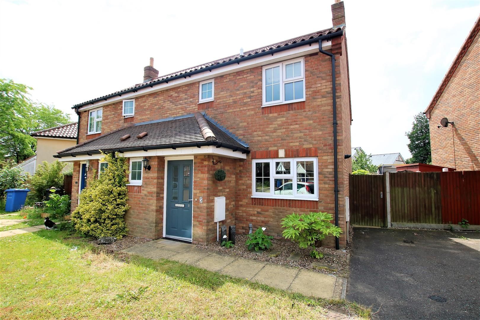 3 Bed Semi detached House For Sale In Sixteen Acre Road Norwich NR2
