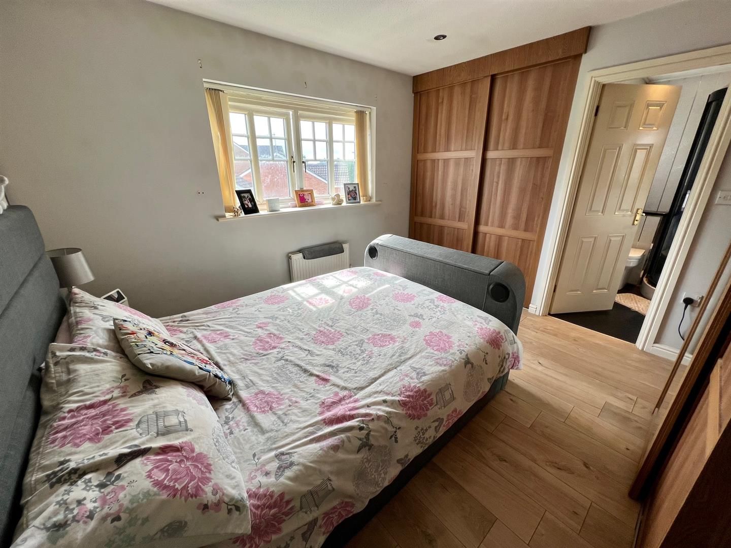 3 bed detached house for sale in Pant Bryn Isaf, Llwynhendy, Llanelli ...