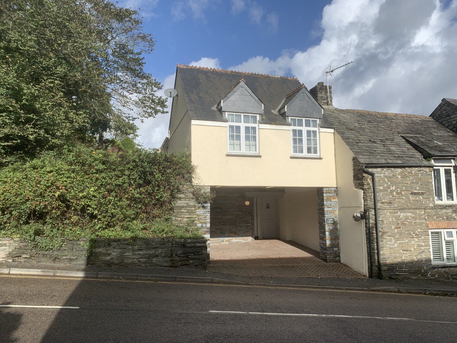 3 Bed End Terrace House For Sale In New Street Padstow Cornwall Pl28