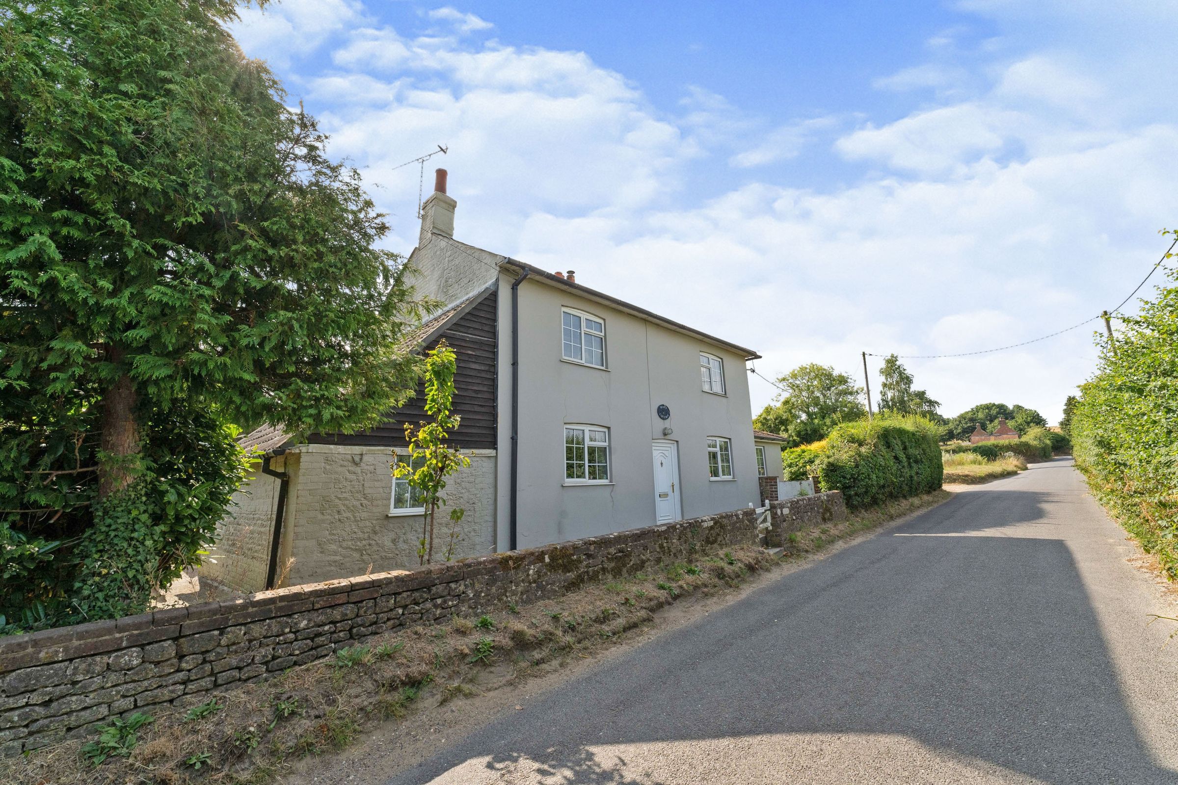 4 bed detached house for sale in Rogate, Petersfield GU31 - Zoopla