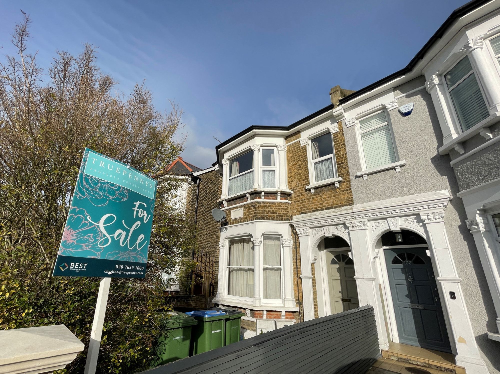 2 bed flat for sale in Victoria Way, Charlton SE7 - Zoopla
