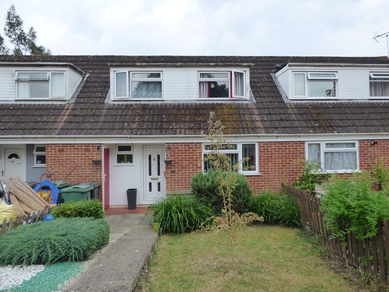 2 Bed Terraced House For Sale In Pennine Close Quedgeley Gloucester