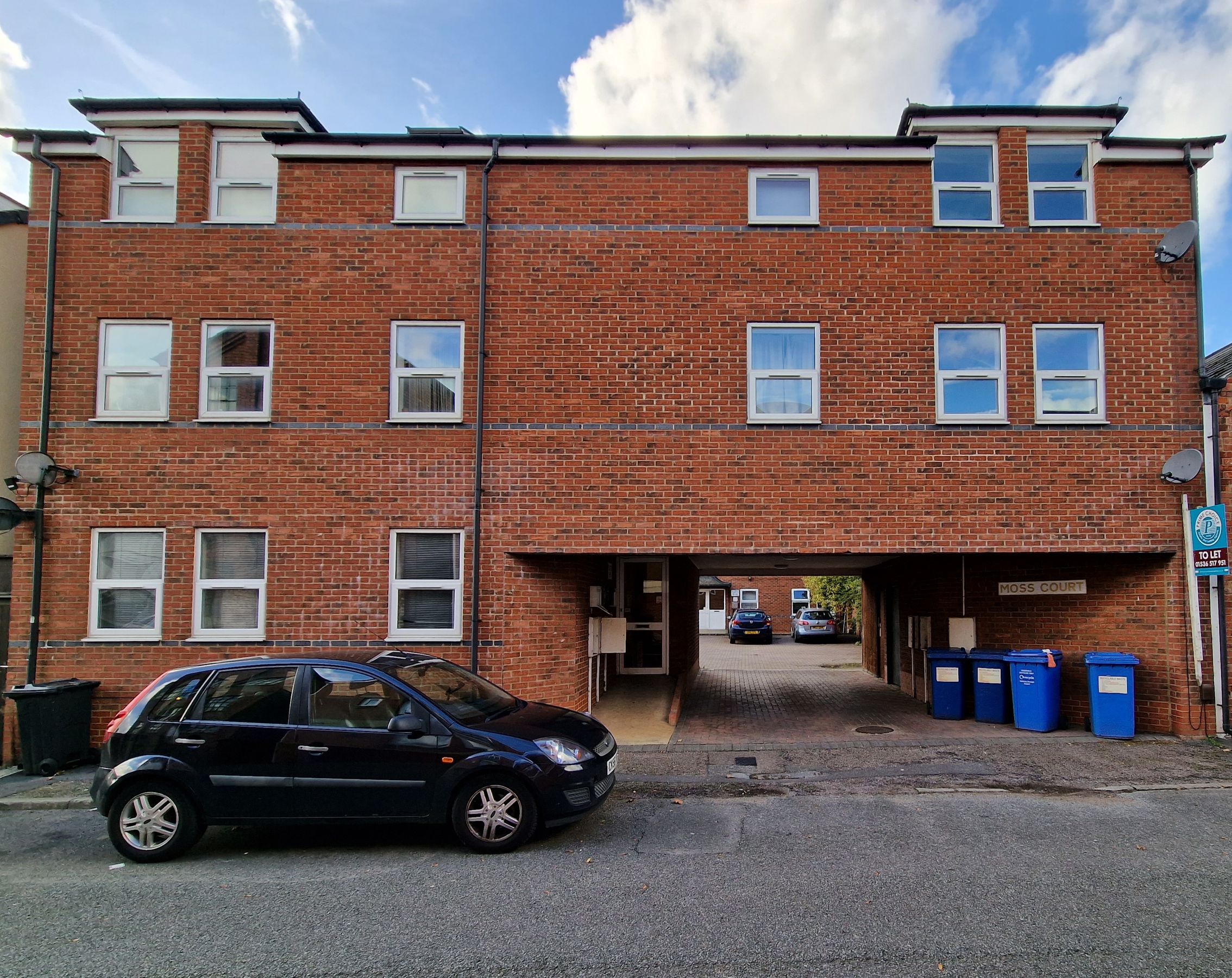 2 bed flat to rent in Wellington Street, Kettering NN16 - Zoopla