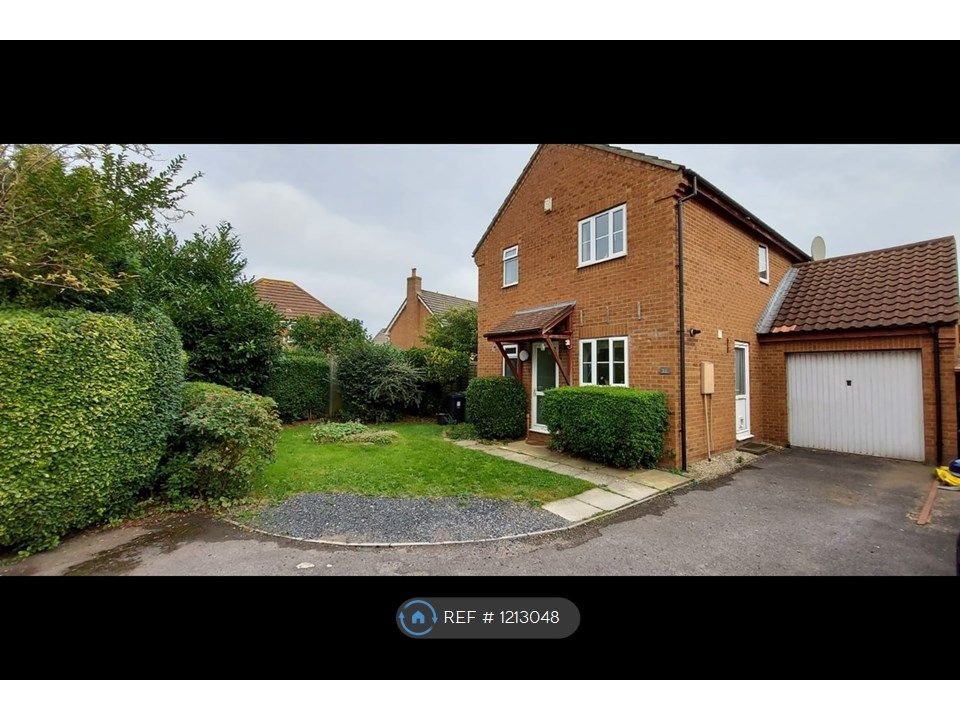 3 bed detached house to rent in Robbins Close, Bristol BS32 - Zoopla