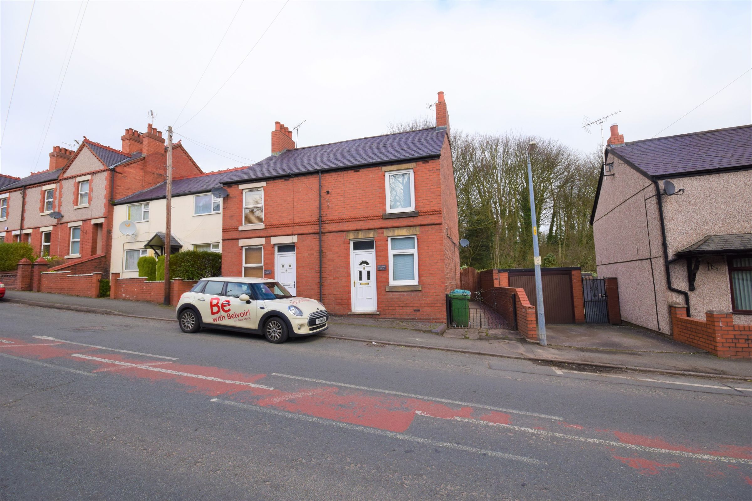 2 bed detached house to rent in Gutter Hill, Wrexham LL14 - Zoopla