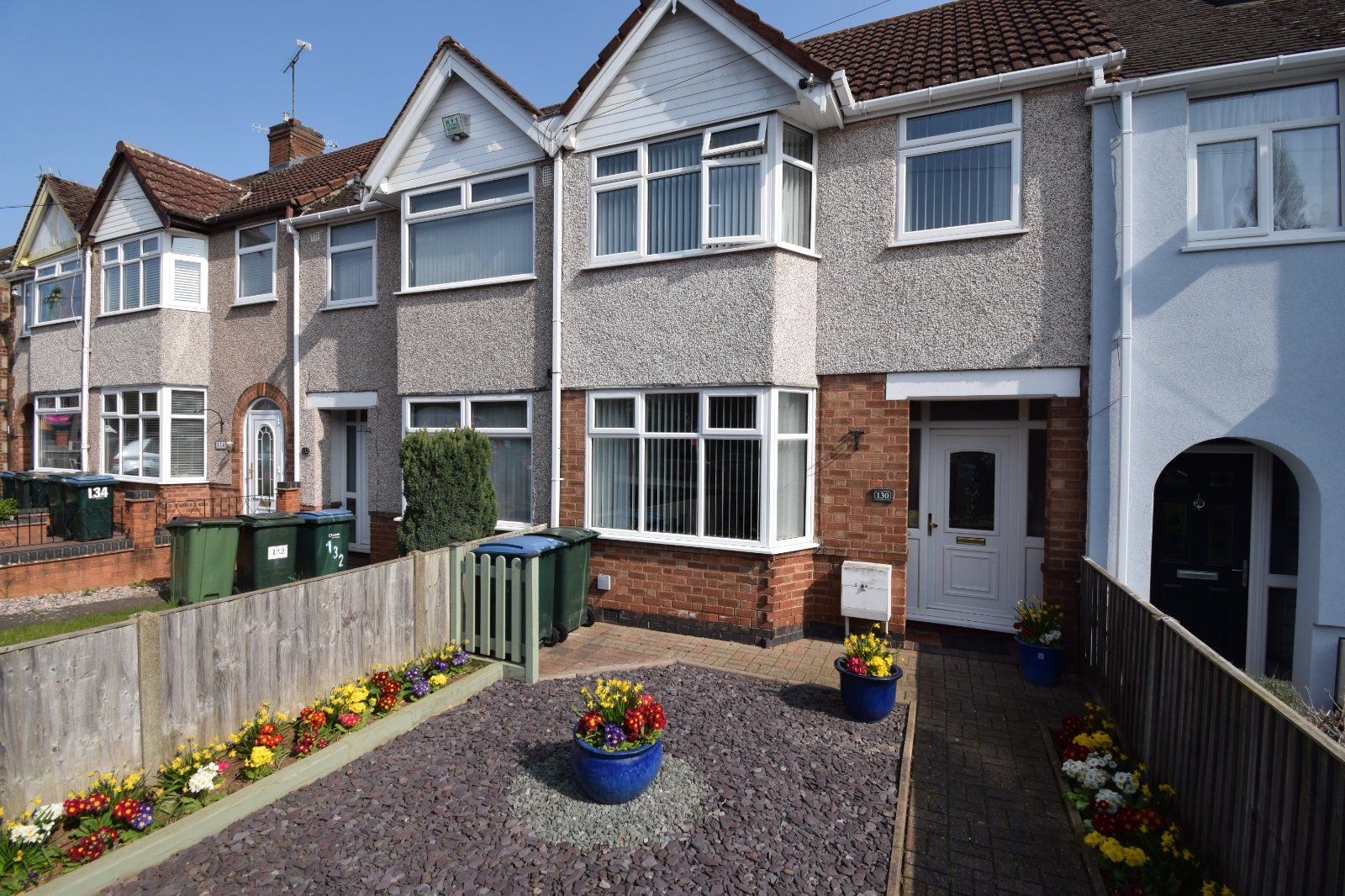 3 bed terraced house for sale in Lincroft Crescent, Chapelfields ...