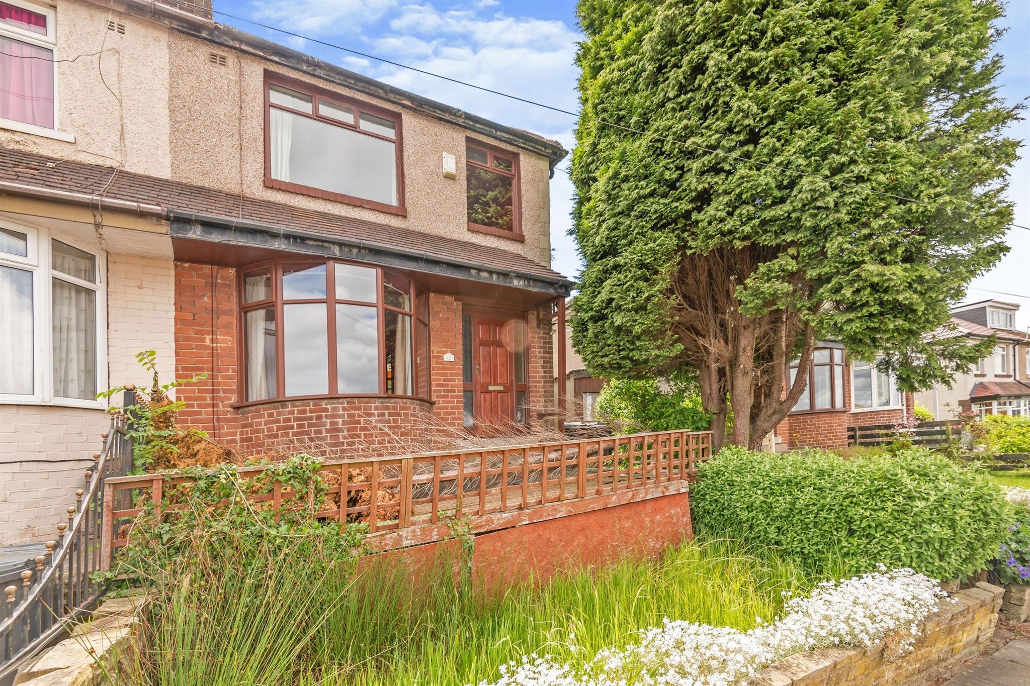 3 Bed Semi Detached House For Sale In Southmere Drive Bradford Bd7