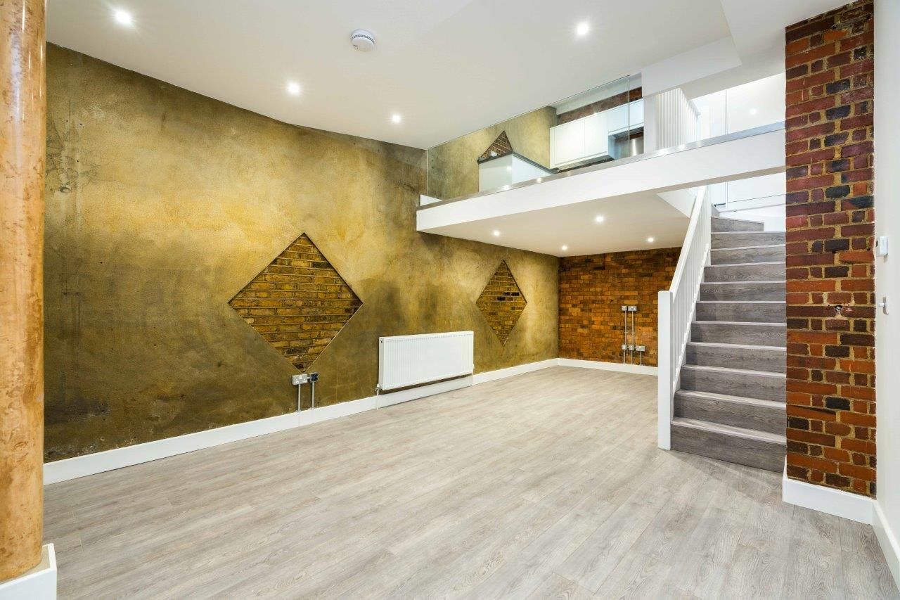 2 bed flat to rent in 23A Benwell Road, London N7 - Zoopla