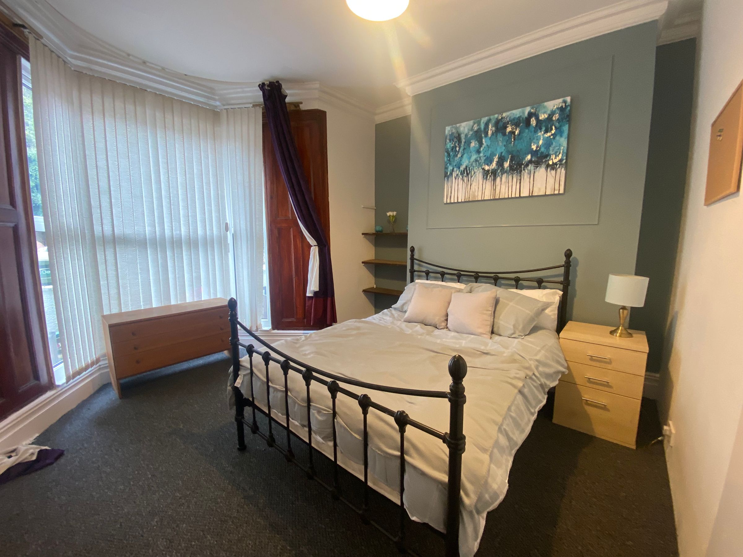 Room to rent in Terrace Road, Swansea SA1 - Zoopla
