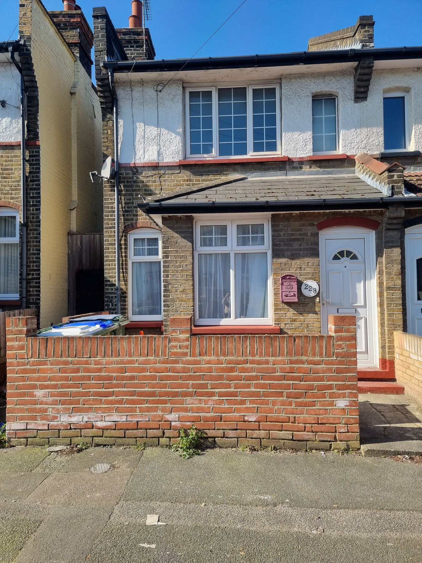 2 bed end terrace house for sale in Hazel Road, Erith DA8 - Zoopla