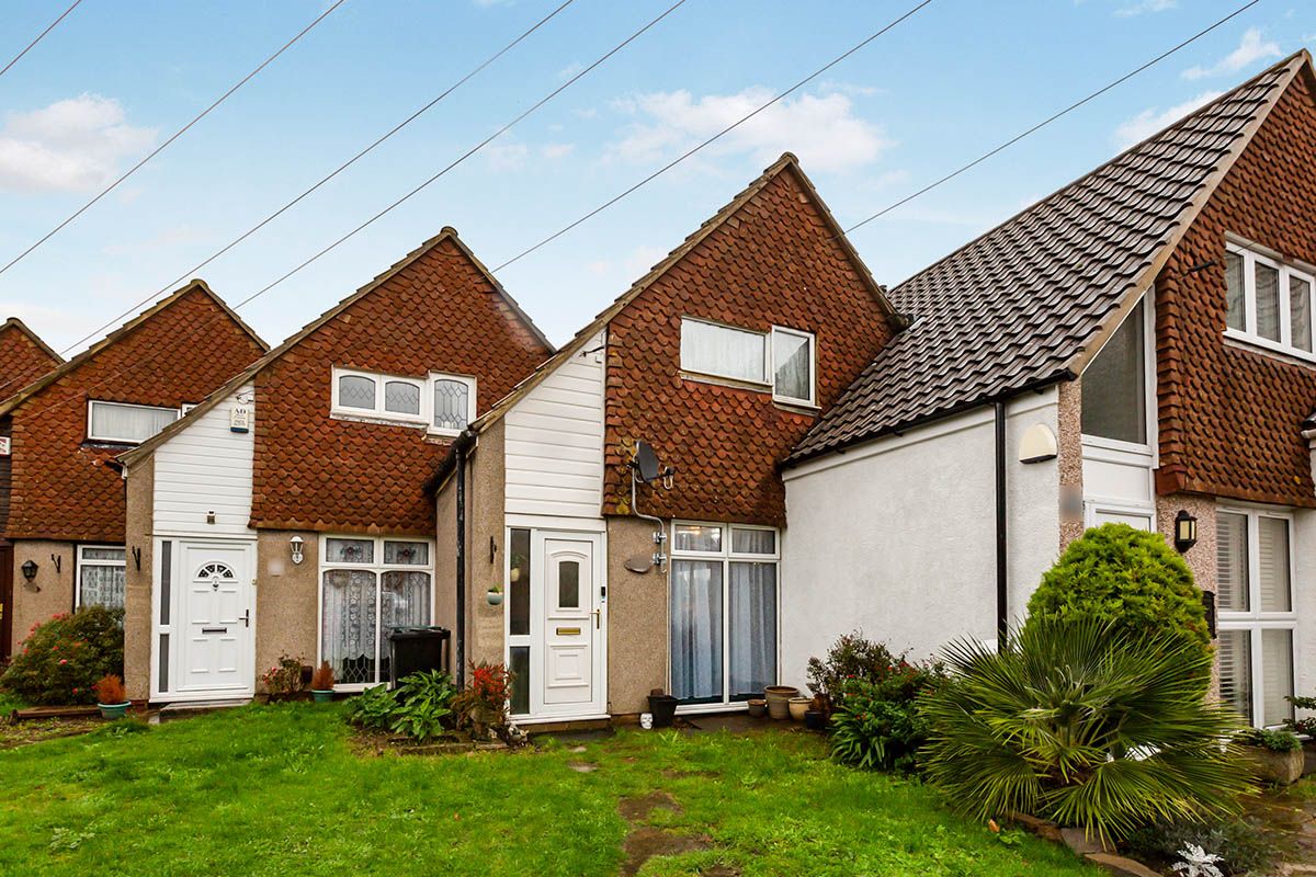 2 bed terraced house for sale in Vale Road, Northfleet, Gravesend, Kent DA11 - Zoopla